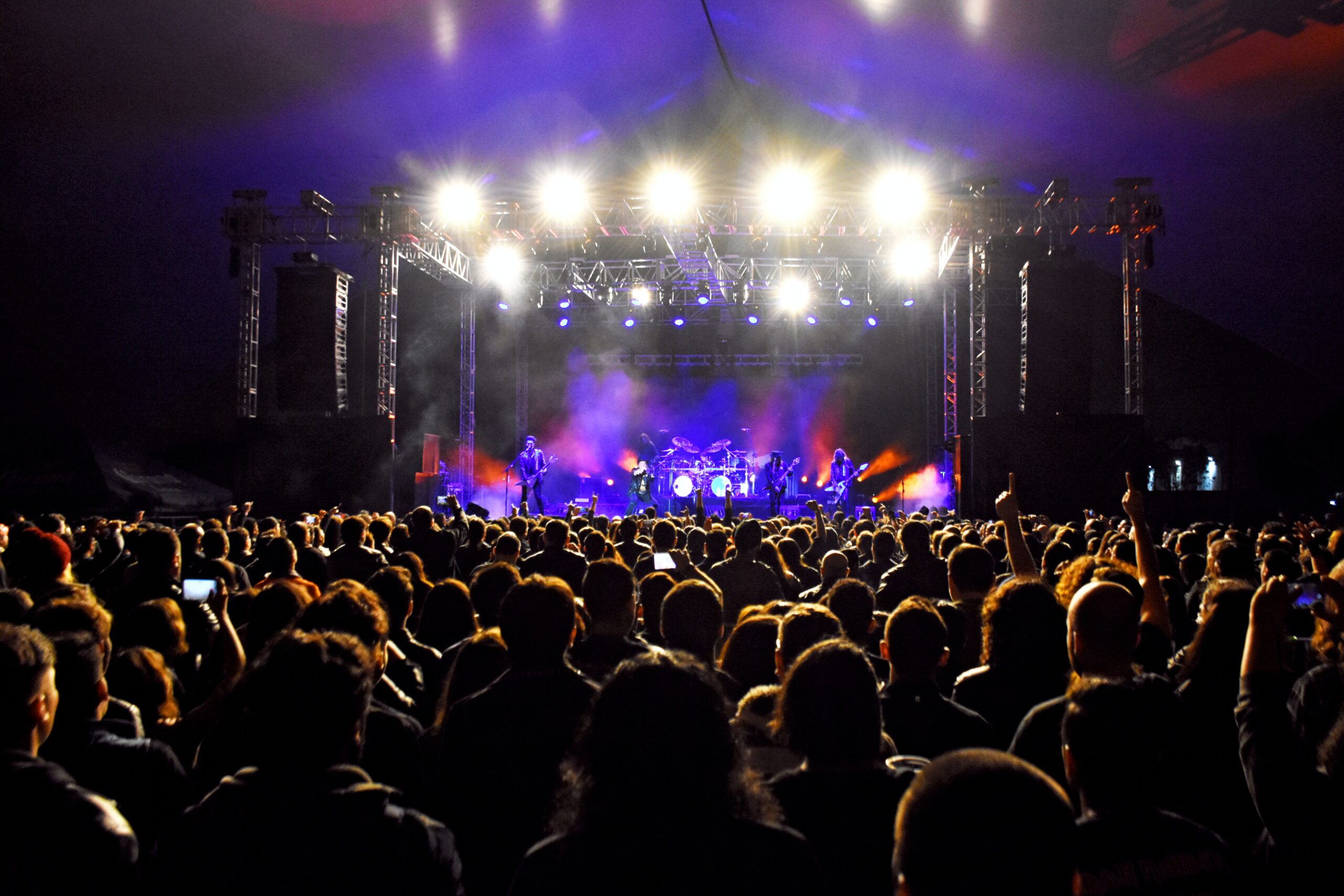 How to Choose LED PAR Lights for Stage Events | BertsLED